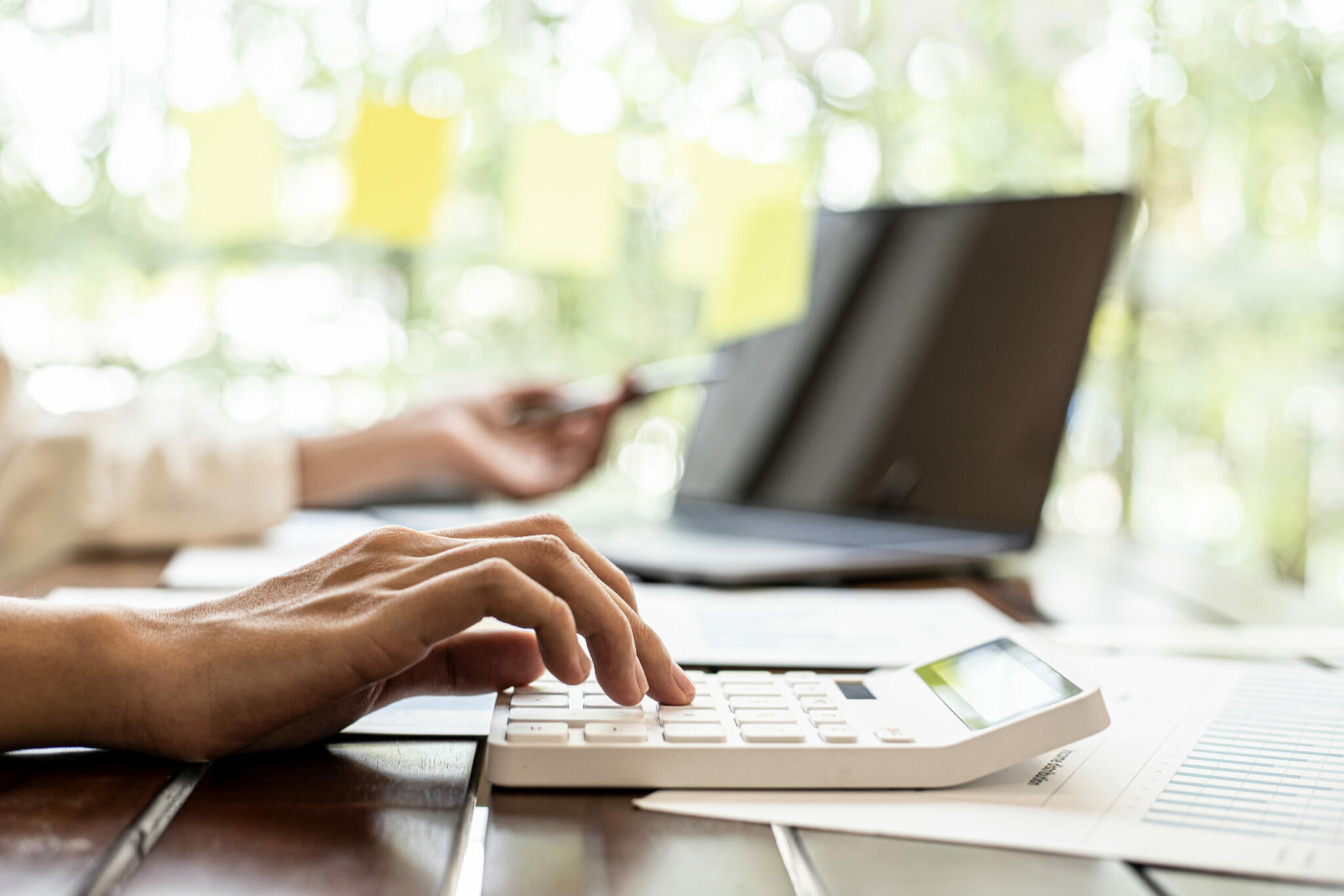 ESI Calculation - How to Calculate ESI (With Example) - Razorpay Payroll